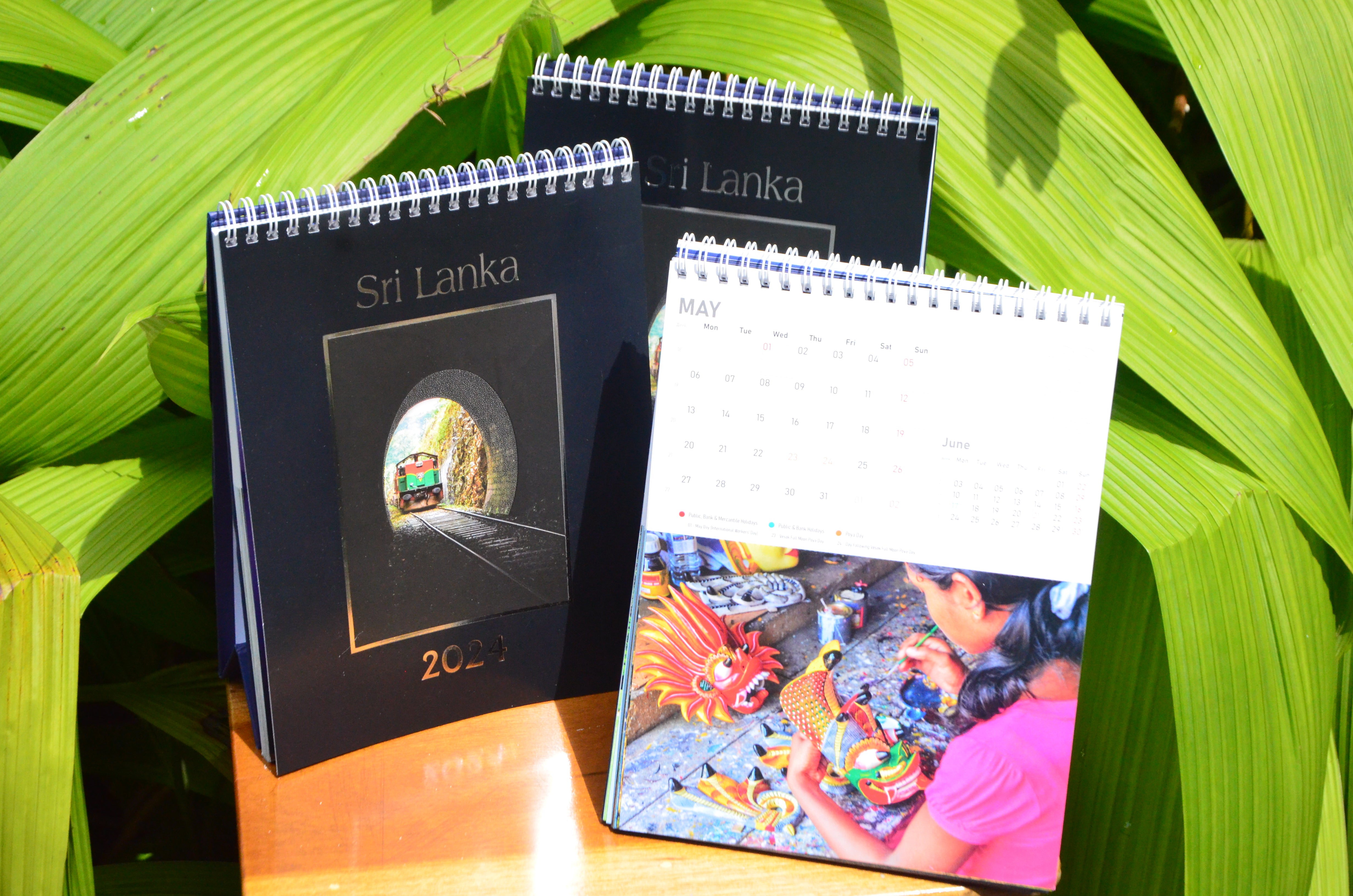 Pictorial Desk Calendar 2024 (JF&I) – Premium Stationers