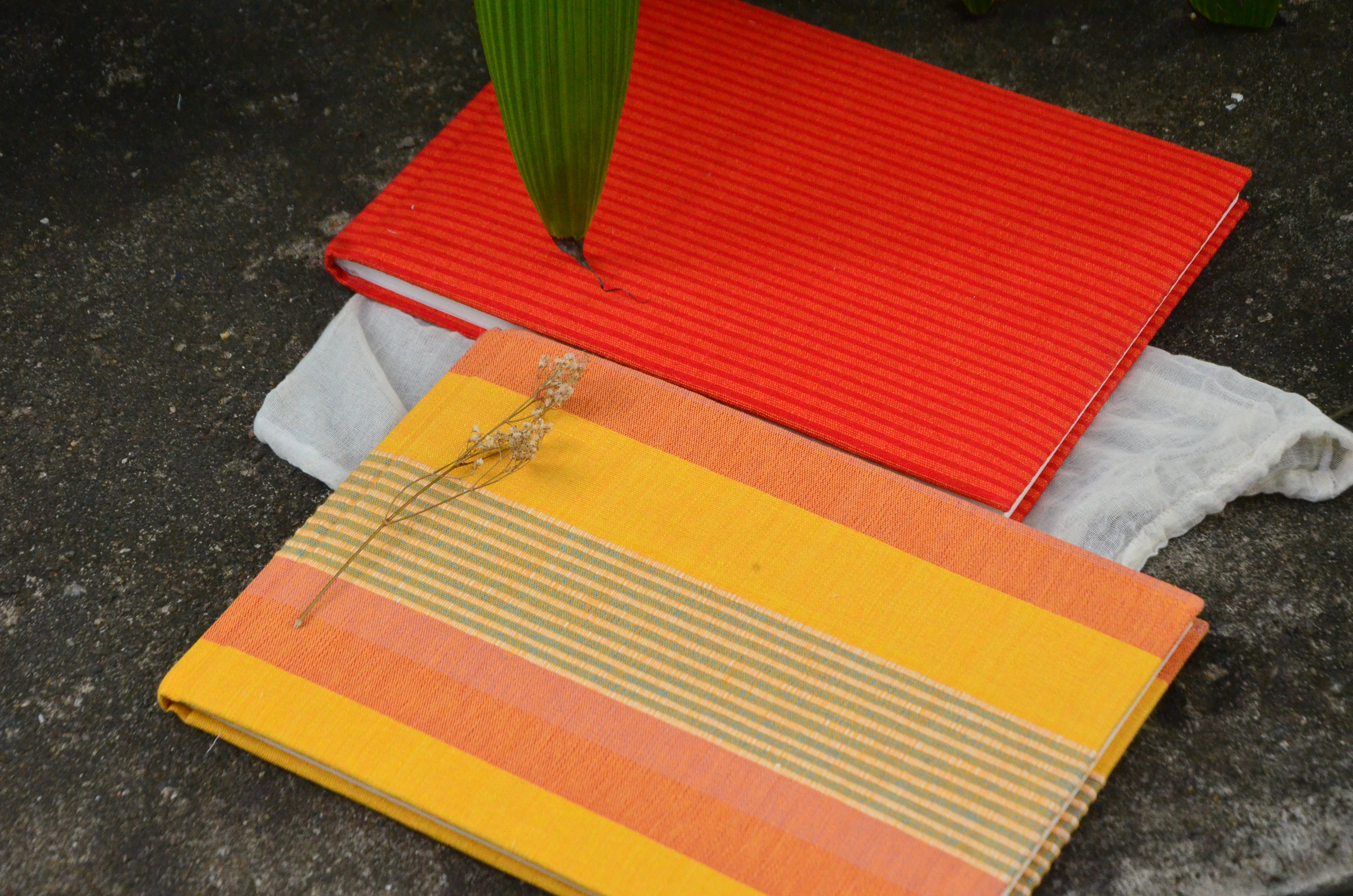 Visitors Book Handloom 50 pages – Premium Stationers